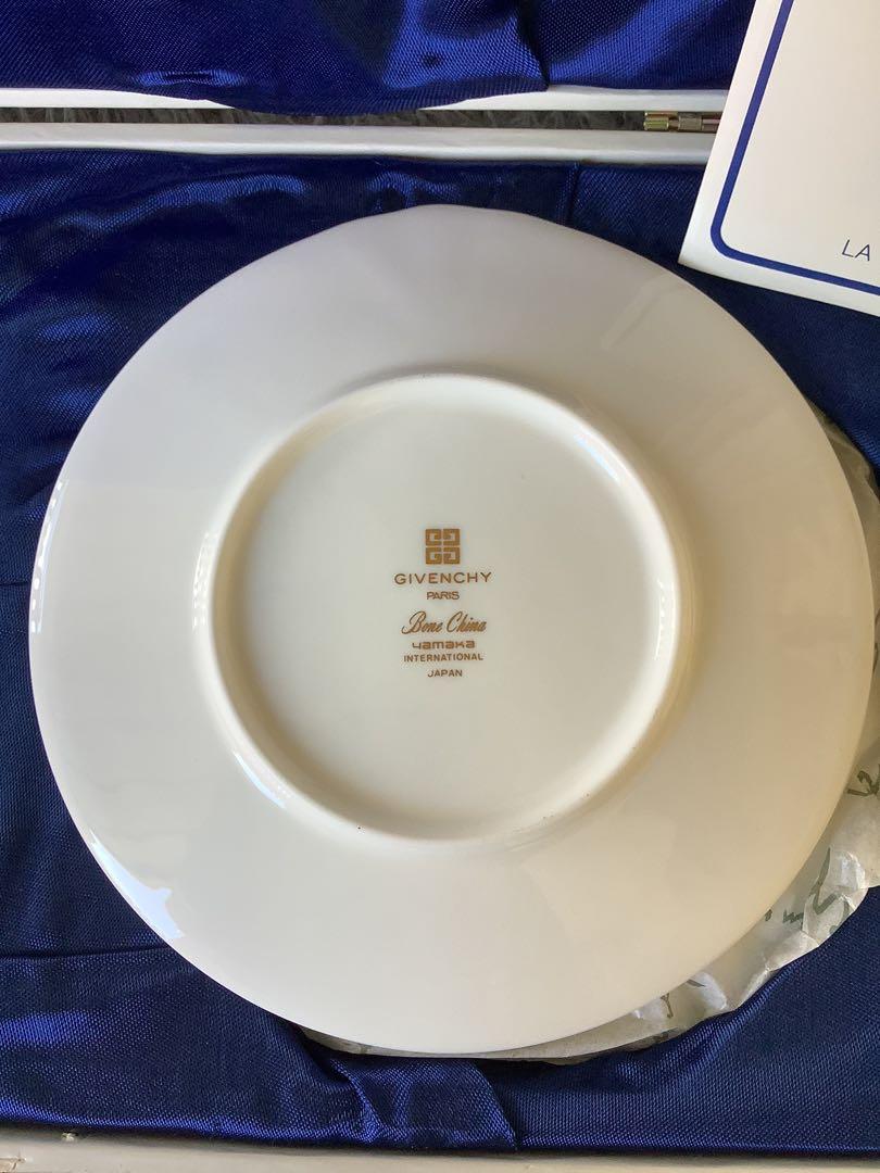 Rare Givenchy Cake Plates, TV & Home Appliances, Kitchen Appliances ...