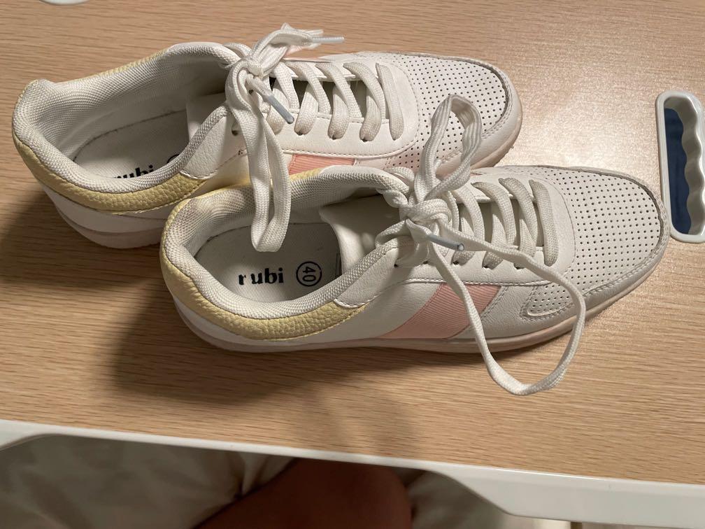 rubi shoes, Women's Fashion, Footwear, Sneakers on Carousell