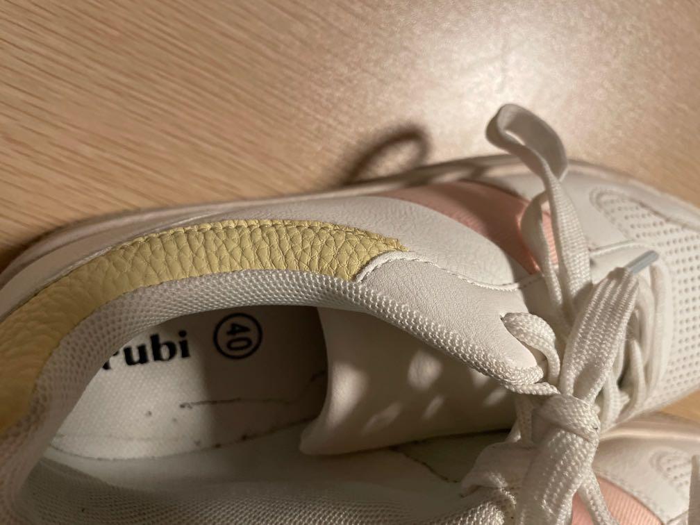 rubi shoes, Women's Fashion, Footwear, Sneakers on Carousell