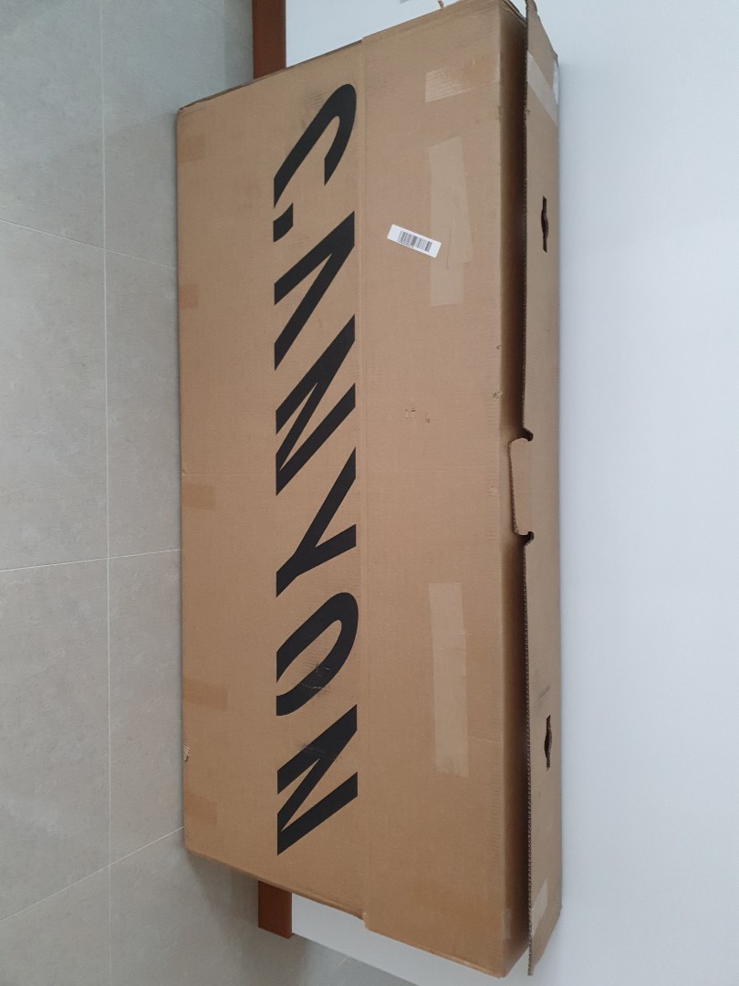 Canyon bike box, Sports Equipment, Bicycles & Parts, Parts ...