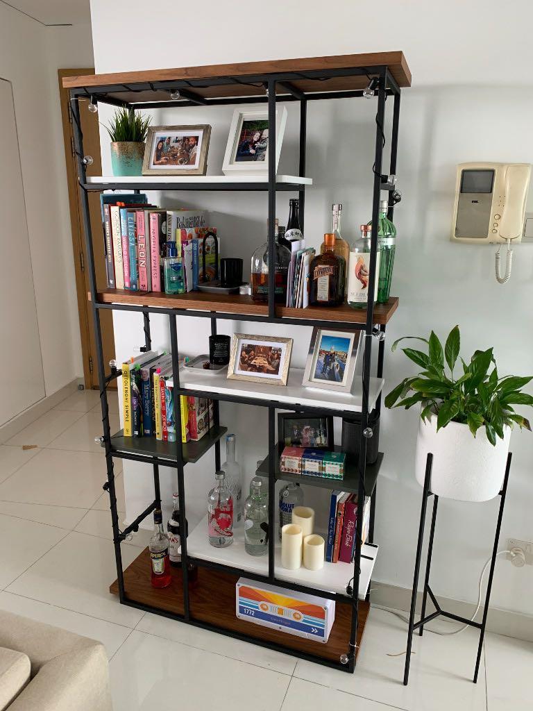 Cliff Shelf Castlery, Furniture & Home Living, Furniture, Shelves ...