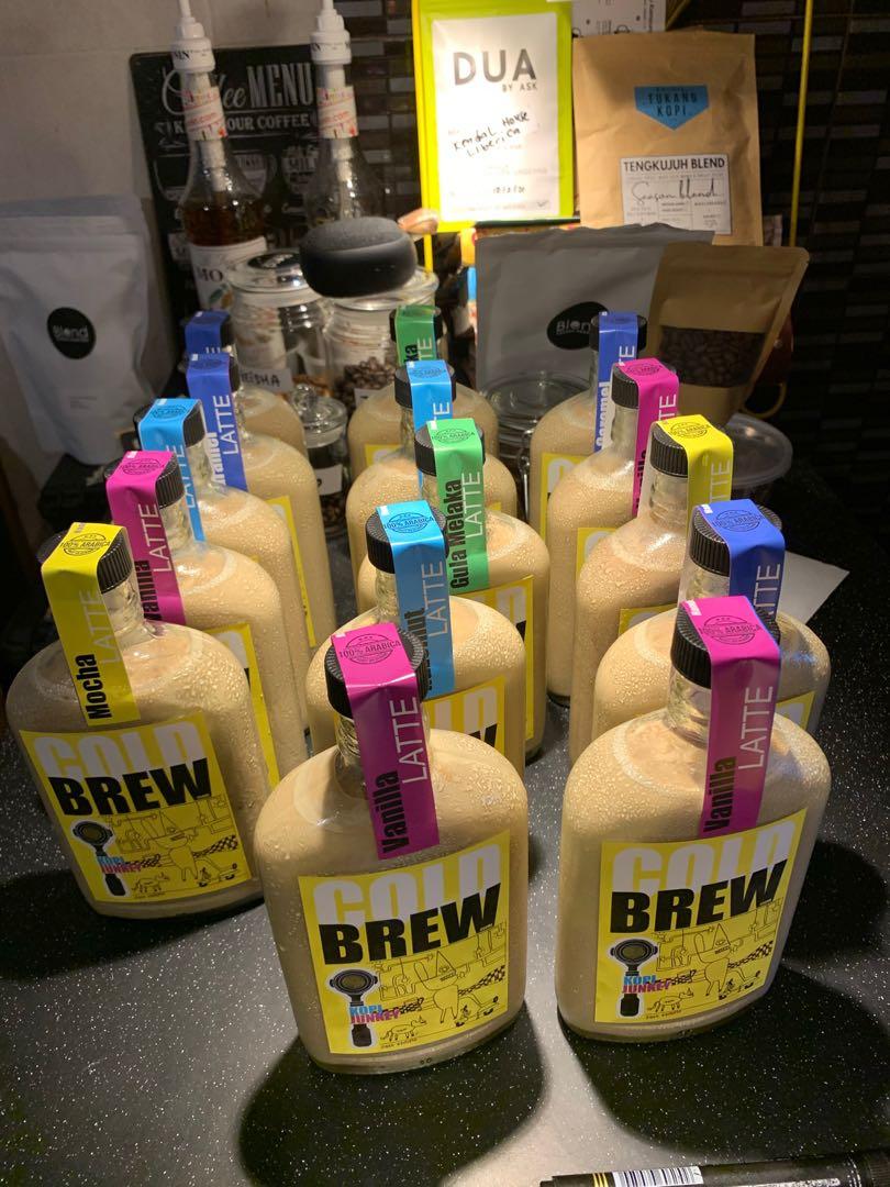 Coffee Lattè Ais Arabica Premium HomeBrew kopi Botol, Food & Drinks ...