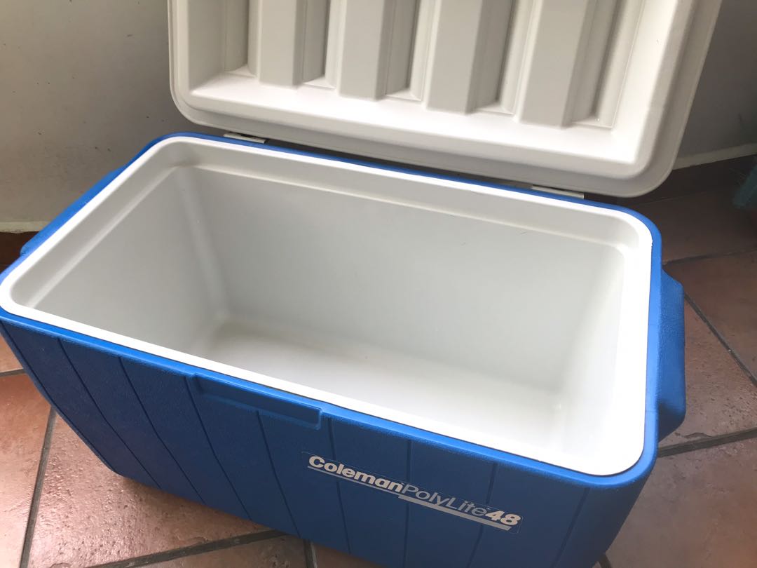 Coleman Ice Box 48 Quart., Sports Equipment, Hiking & Camping on Carousell