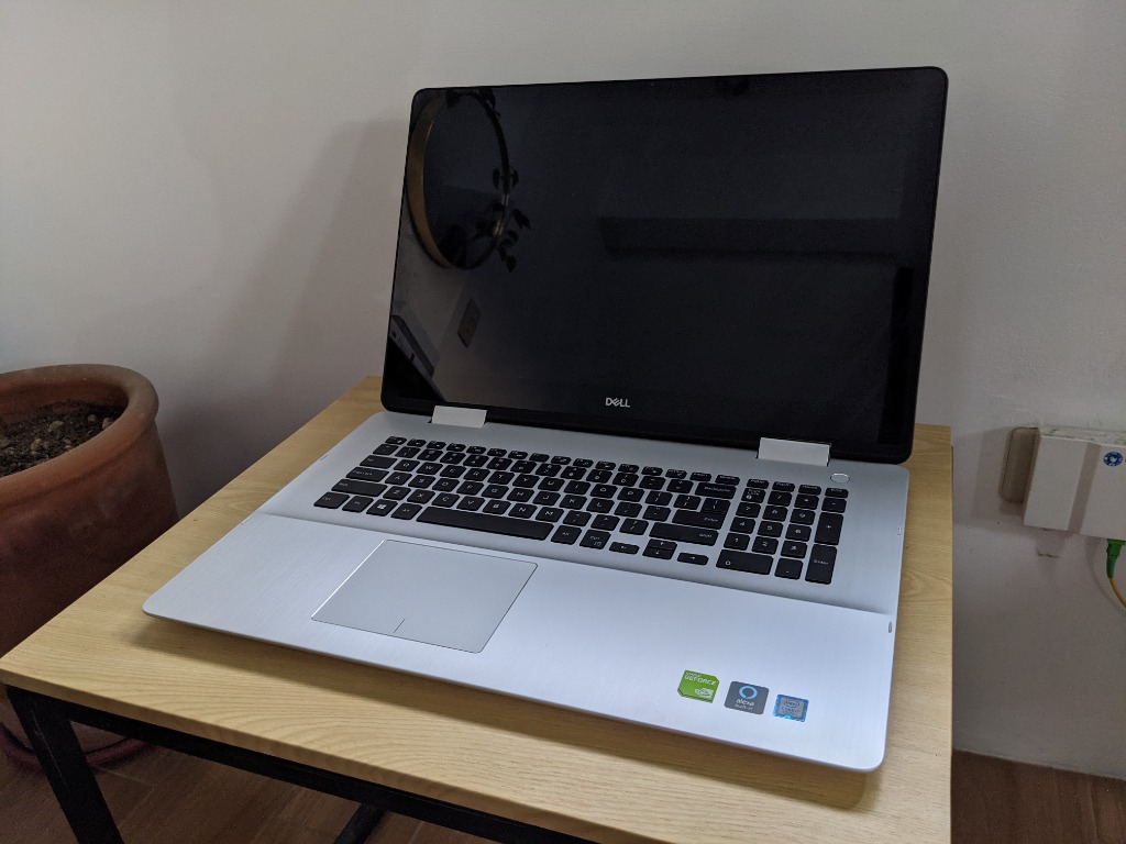 Dell Inspiron 7786 17 inch 2 in 1 Core i7 8565u 16GB Nvidia MX150 ...