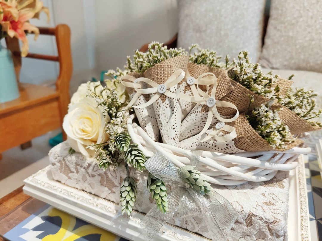 Gubahan hantaran. Dulang hantaran. Wedding tray. Sirehdara. Pulutkuning ...