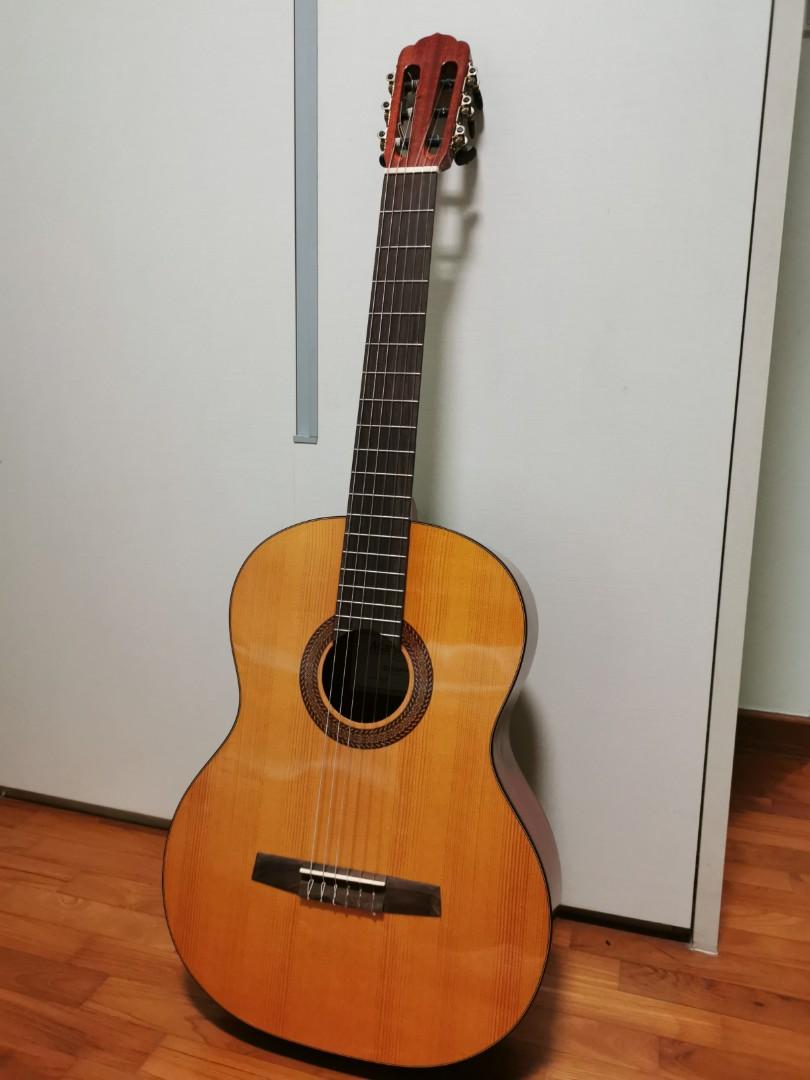 Martinez MCG-40S Classic Guitar, Hobbies & Toys, Music & Media, Musical ...