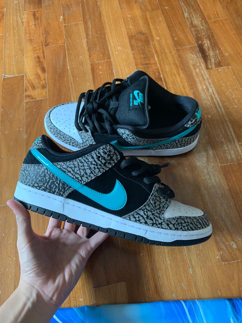 Nike SB Atmos dunk, Men's Fashion, Footwear, Sneakers on Carousell