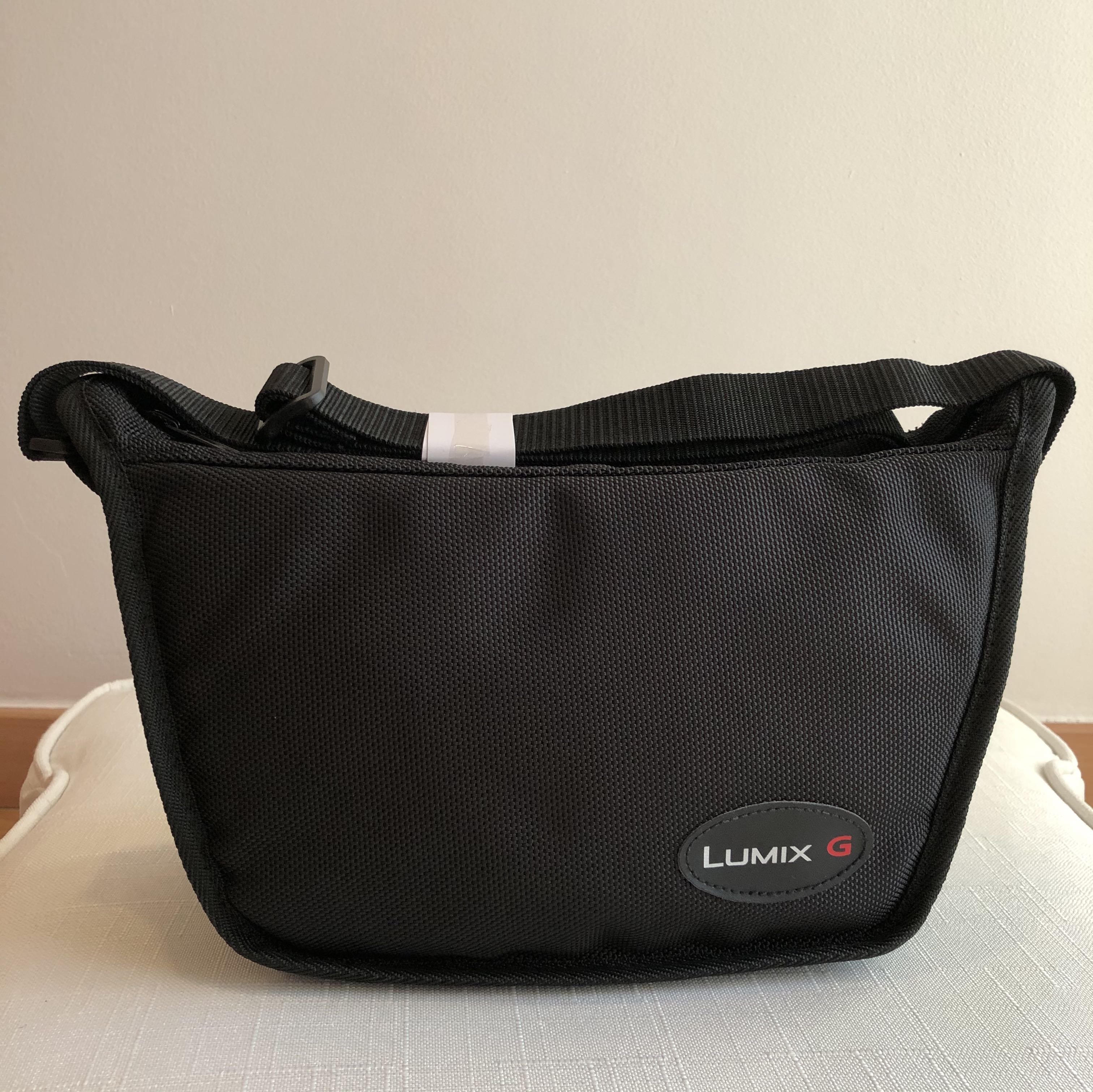Panasonic Lumix small camera bag, Photography, Photography Accessories ...