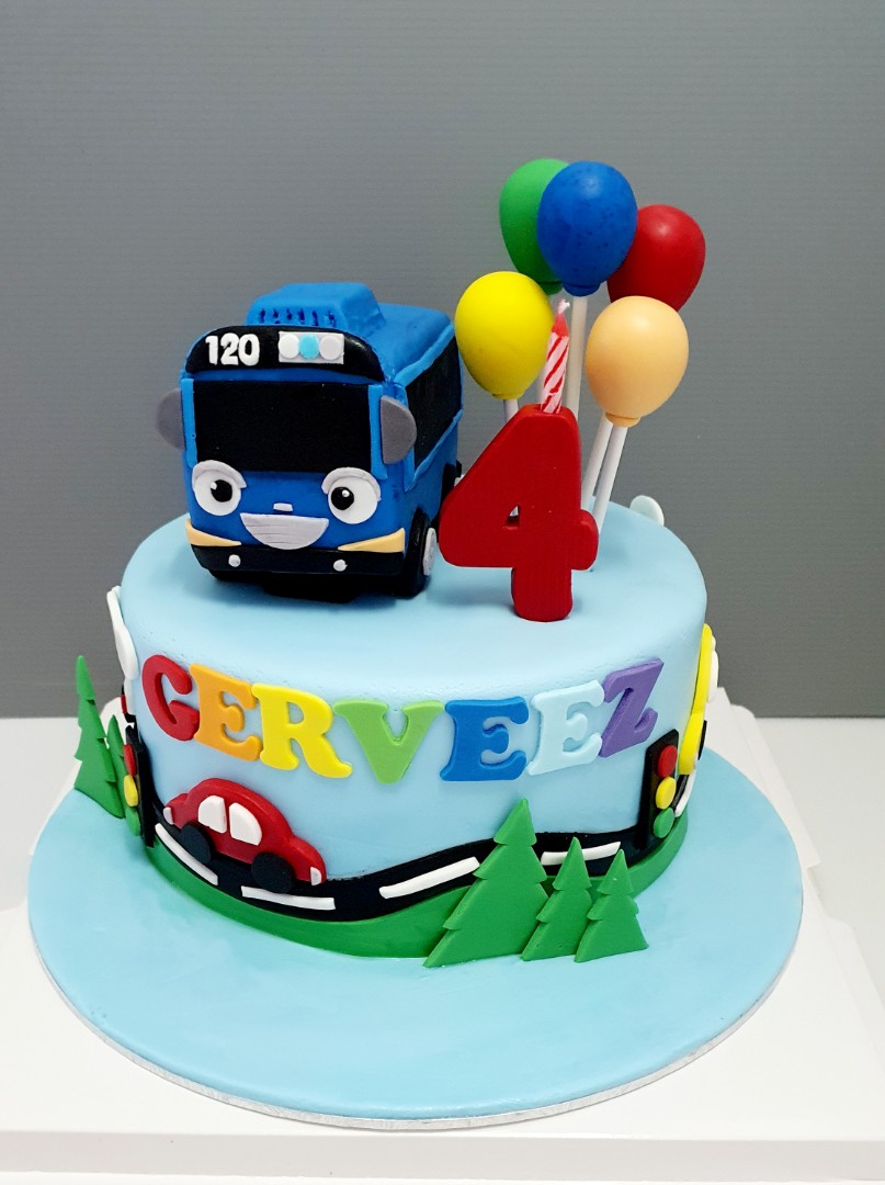 Tayo Bus Cake, Food & Drinks, Homemade Bakes on Carousell