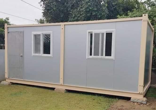 TRAILER VAN / MOBILE CONTAINER VAN / BARRACKS / OFFICE / HOUSE ...