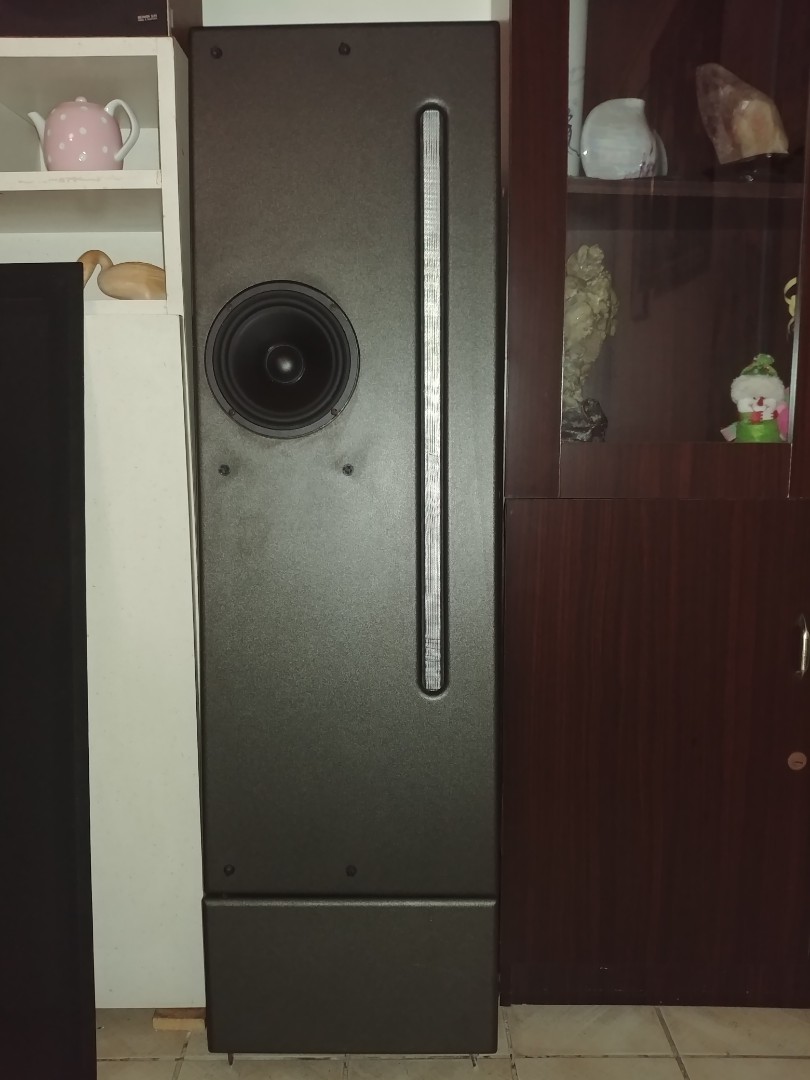 Apogee centaur floor standing loudspeaker