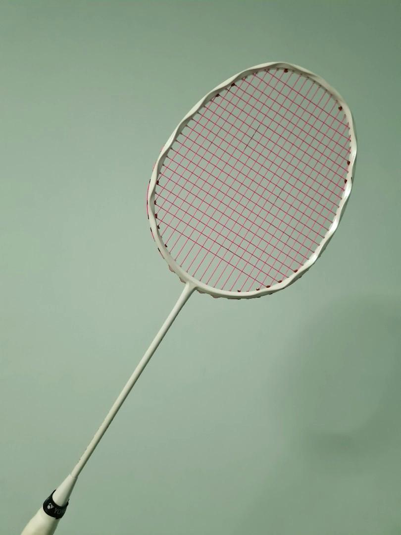 Black Cyclone Tornado Wave Badminton Racket, Sports Equipment, Sports ...