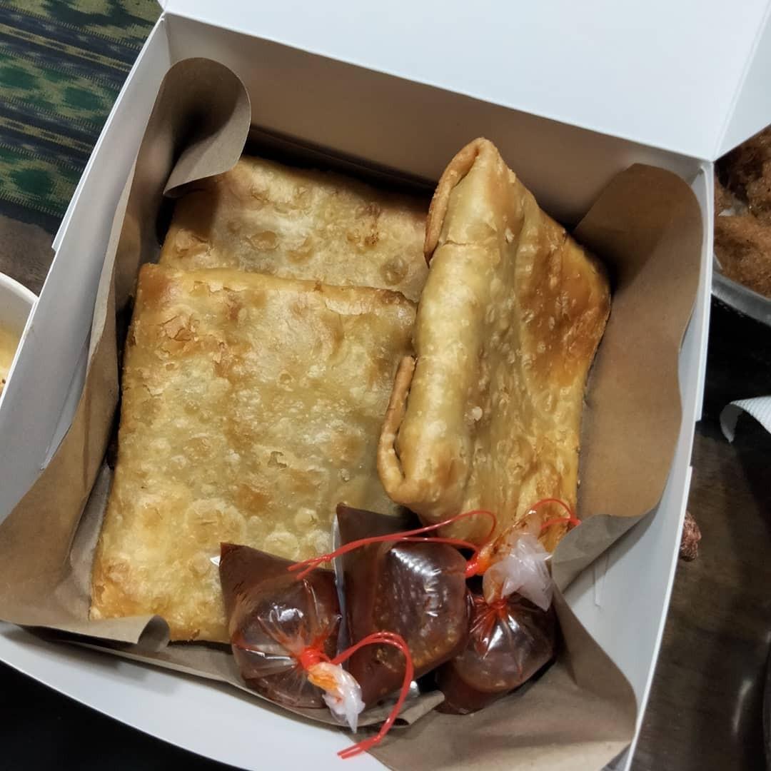 Epok-epok Sayur, Food & Drinks, Packaged & Instant Food on Carousell