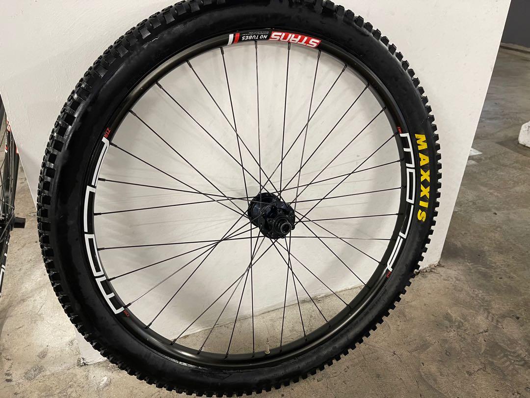 Hope Pro 4 wheelset 27.5, Sports Equipment, Bicycles & Parts, Bicycles ...