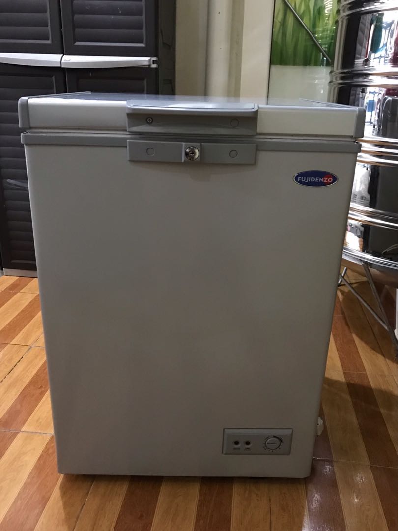 Fujidenzo Chest Freezer, TV & Home Appliances, Kitchen Appliances ...