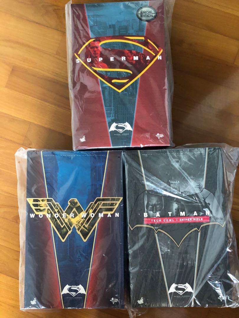 Hot Toys BvS Trinity (Superman, Batman, Wonder Woman), Hobbies & Toys ...