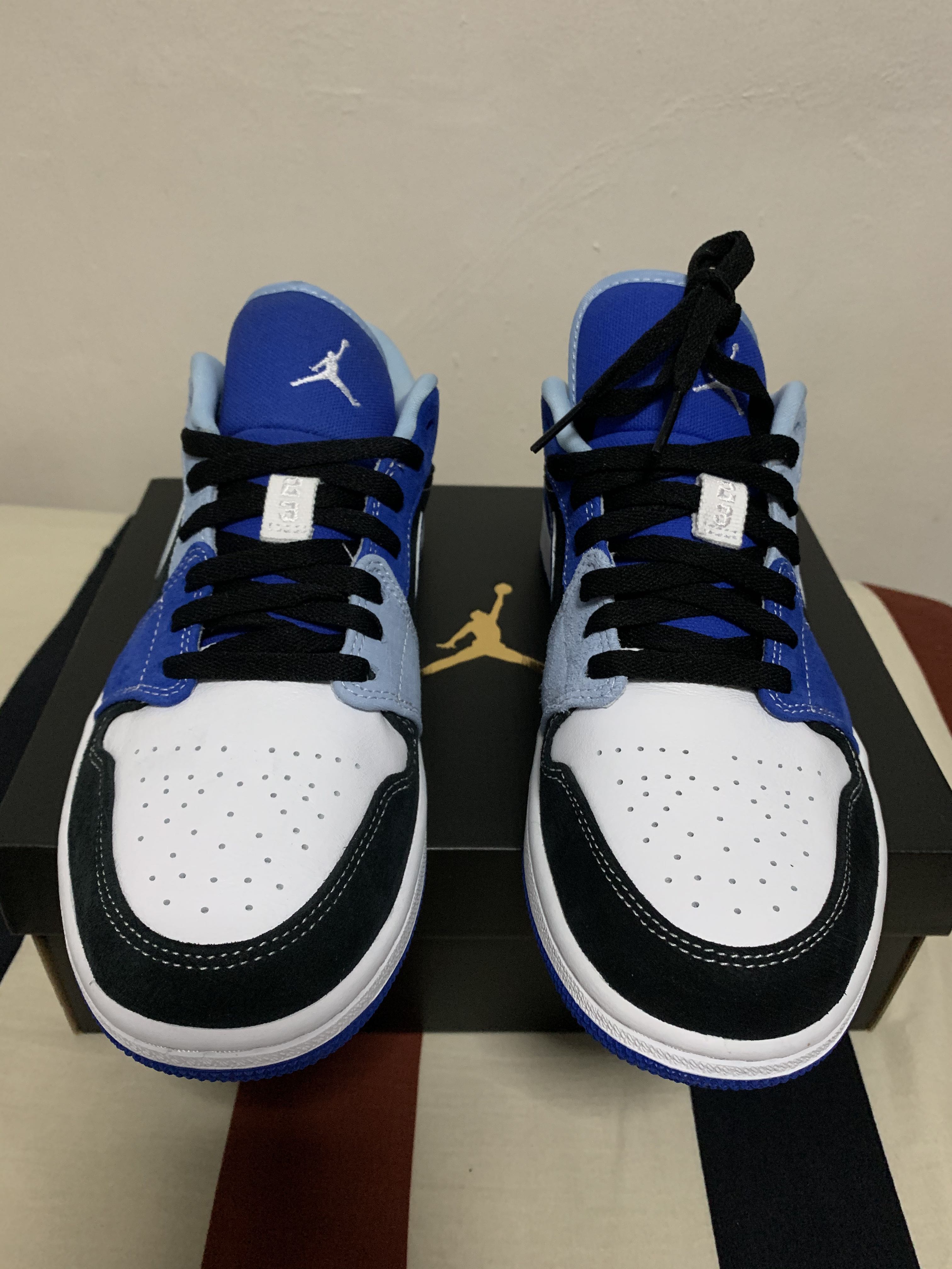 Jordan 1 Low Se Csc, Men's Fashion, Footwear, Sneakers on Carousell