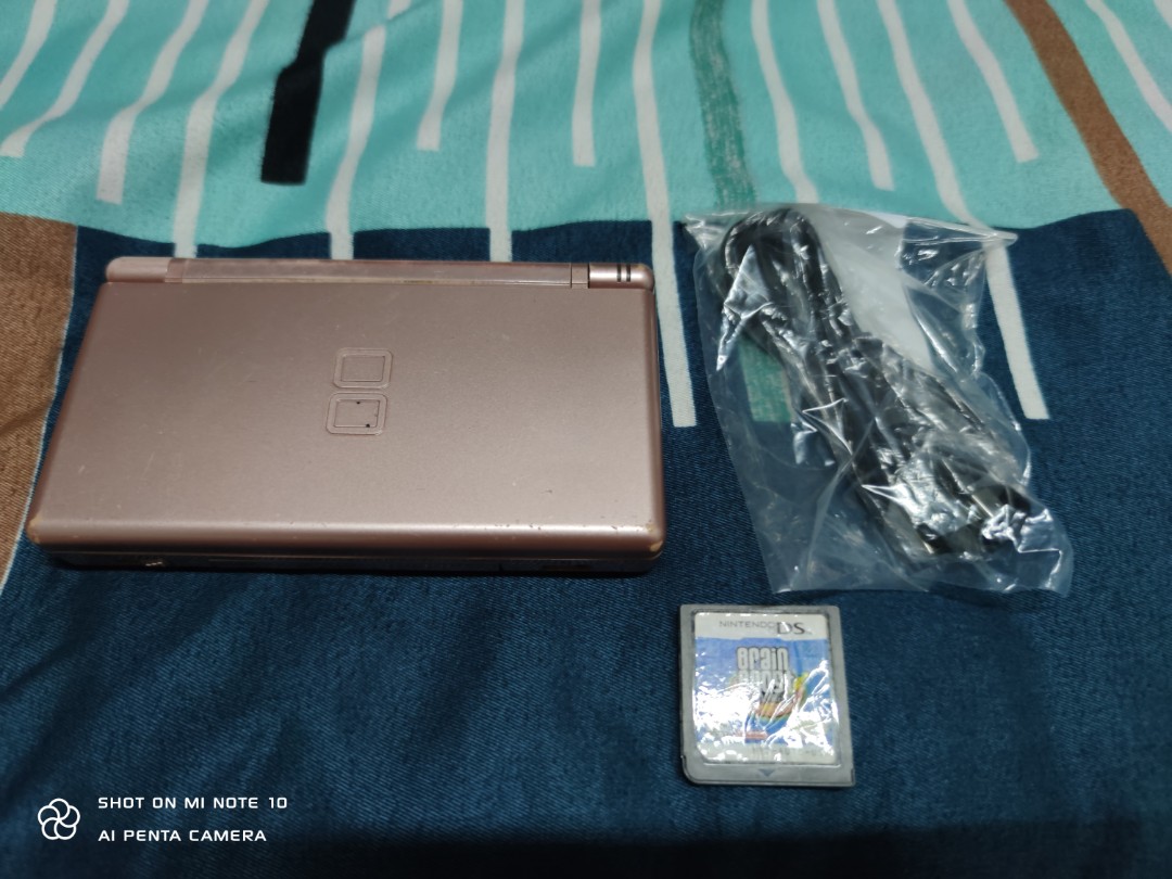 Nintendo Ds lite Metallic Pink, Video Gaming, Video Game Consoles ...