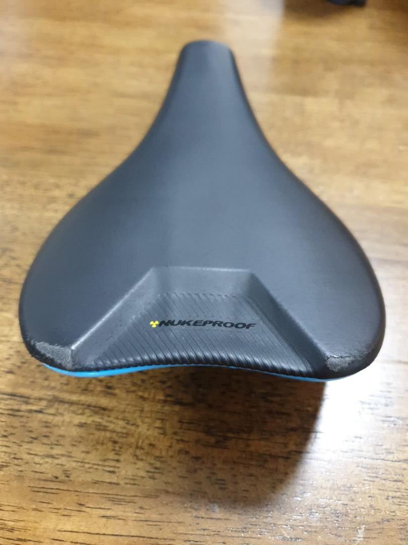 Nukeproof Vector DH Comp saddle, Sports Equipment, Bicycles & Parts ...