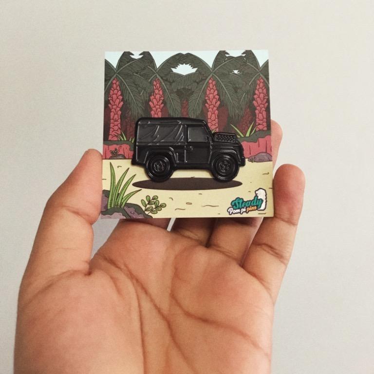 SAF Army Land Rover Defender 110 Pin / Magnet pin / magnet for bags ...