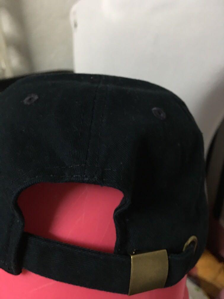 Topi Hitam Kosong, Men's Fashion, Watches & Accessories, Cap & Hats on ...