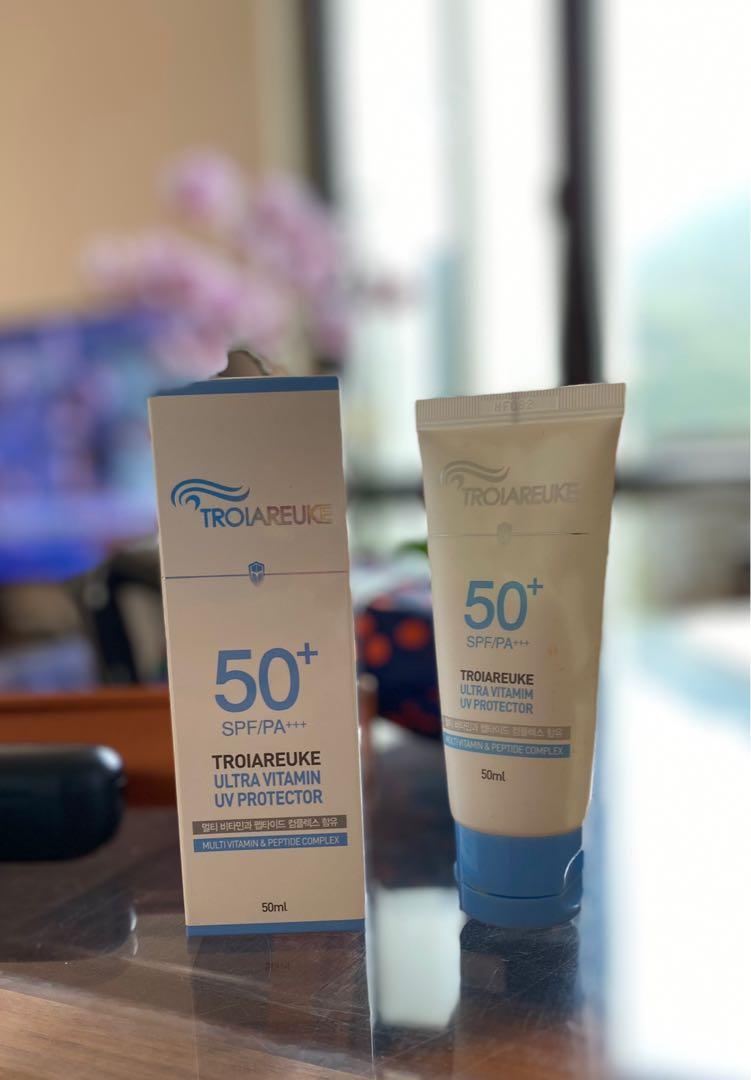 Troiareuke ultra vitamin uv protector 50+ SPF/PA+++, 美容＆個人護理, 健康及美容 - 皮膚護理, 面部 - 面部護理 - Carousell