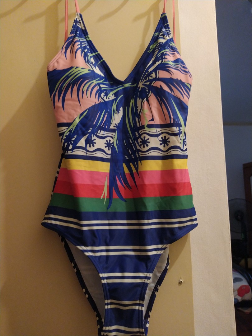 Tropical Swimsuit Small, Women's Fashion, Swimwear, Bikinis & Swimsuits ...
