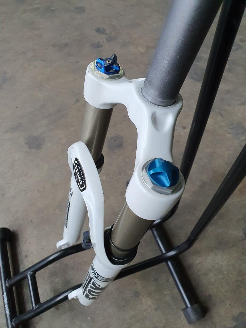 Fox Racing Shox - Fox Float 32 - CTD o/c Evolution Series 100mm Travel ...