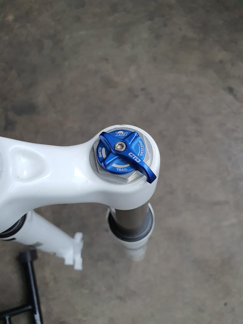 Fox Racing Shox - Fox Float 32 - CTD o/c Evolution Series 100mm Travel ...