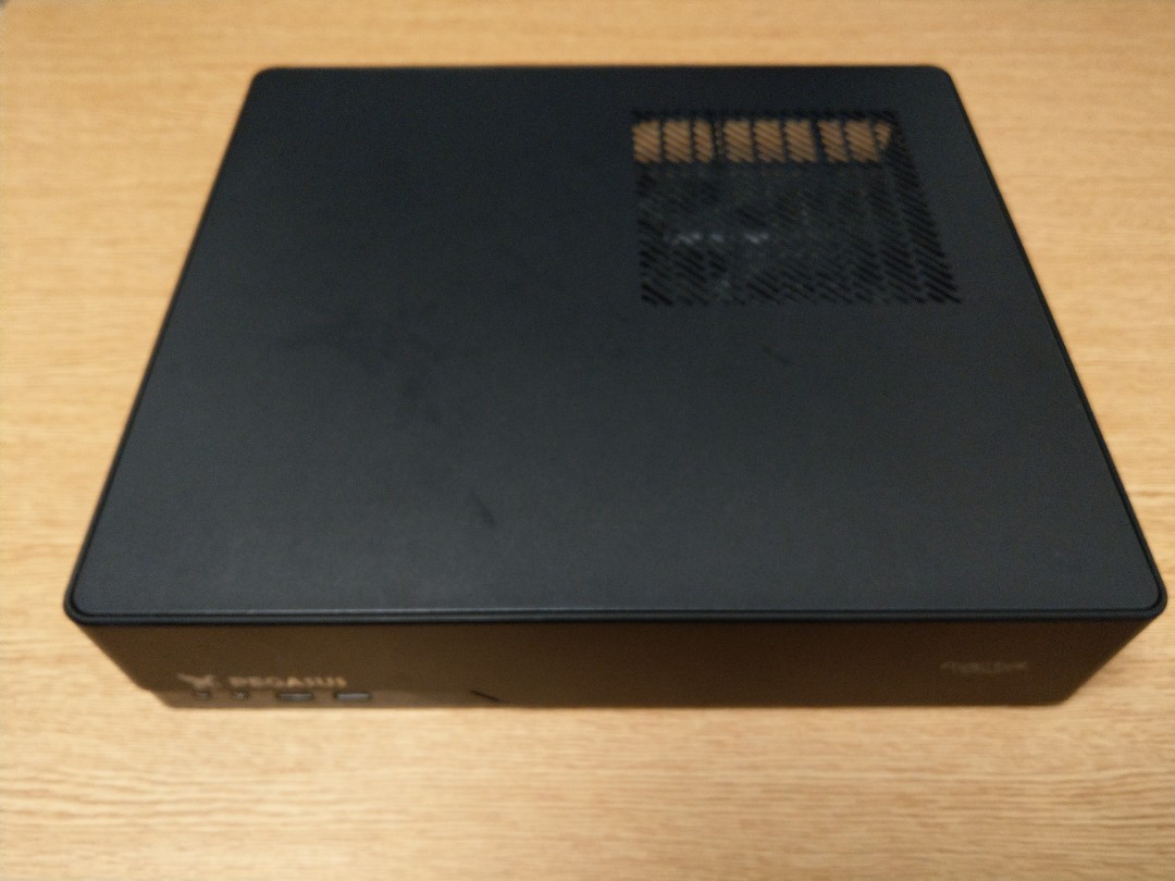 Fractal Design node 202 mini itx 機箱（新舊如圖, 可議）, 電腦＆科技, 桌上電腦 - Carousell