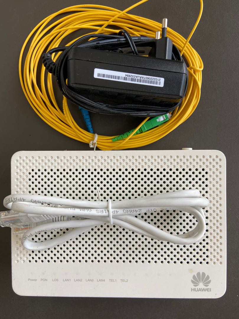 Huawei EchoLife GPON Terminal HG 8240H5, Health & Nutrition, Health ...