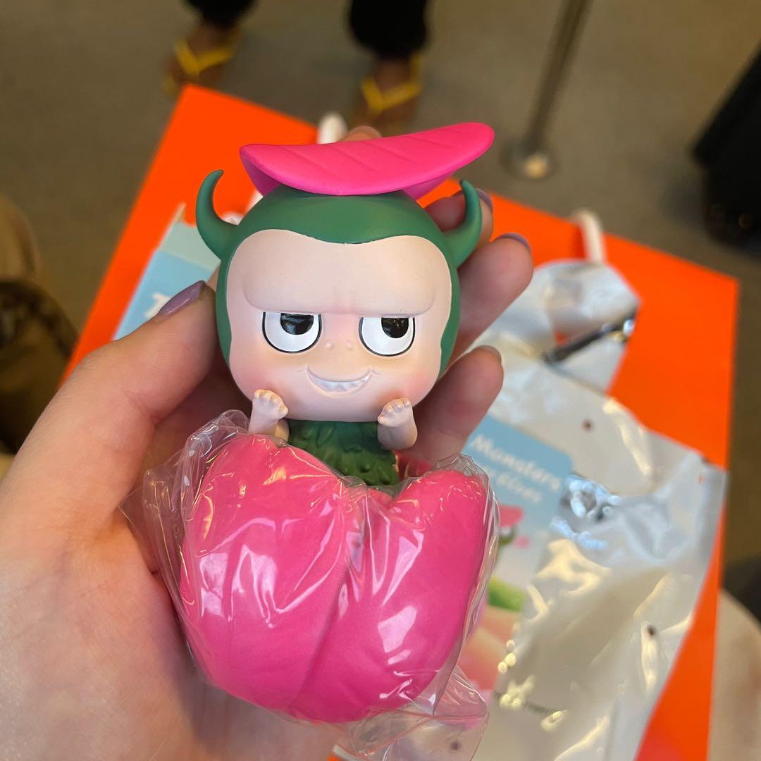 Popmart/ Labubu / blink box / Spring monsters flower elves / tulips ...