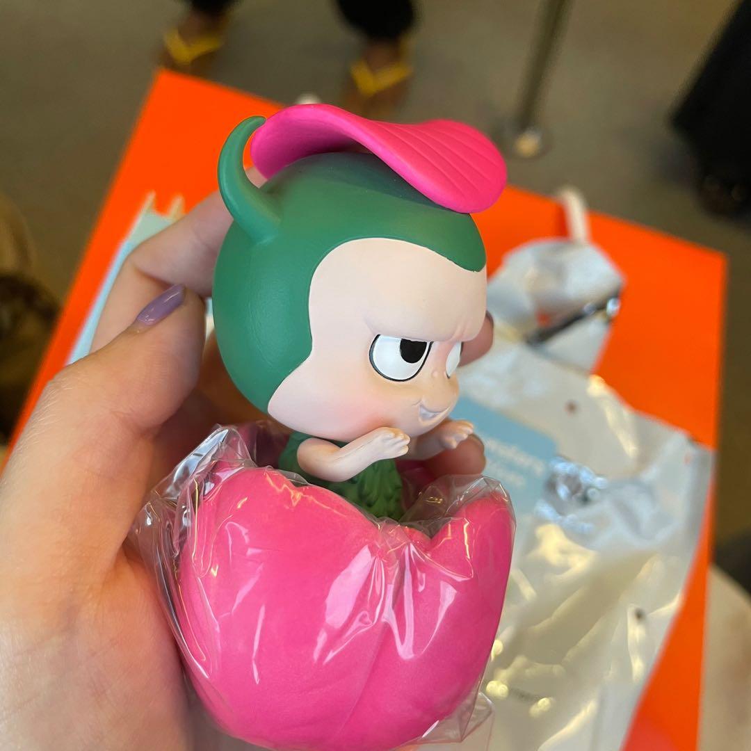 Popmart/ Labubu / blink box / Spring monsters flower elves / tulips ...