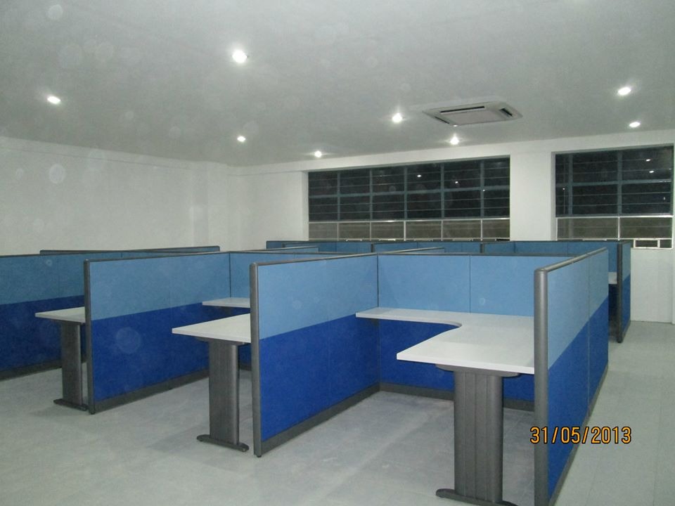 L-SHAPE CUBICLE WORKSTATION OFFICE PARTITION, Furniture & Home Living ...