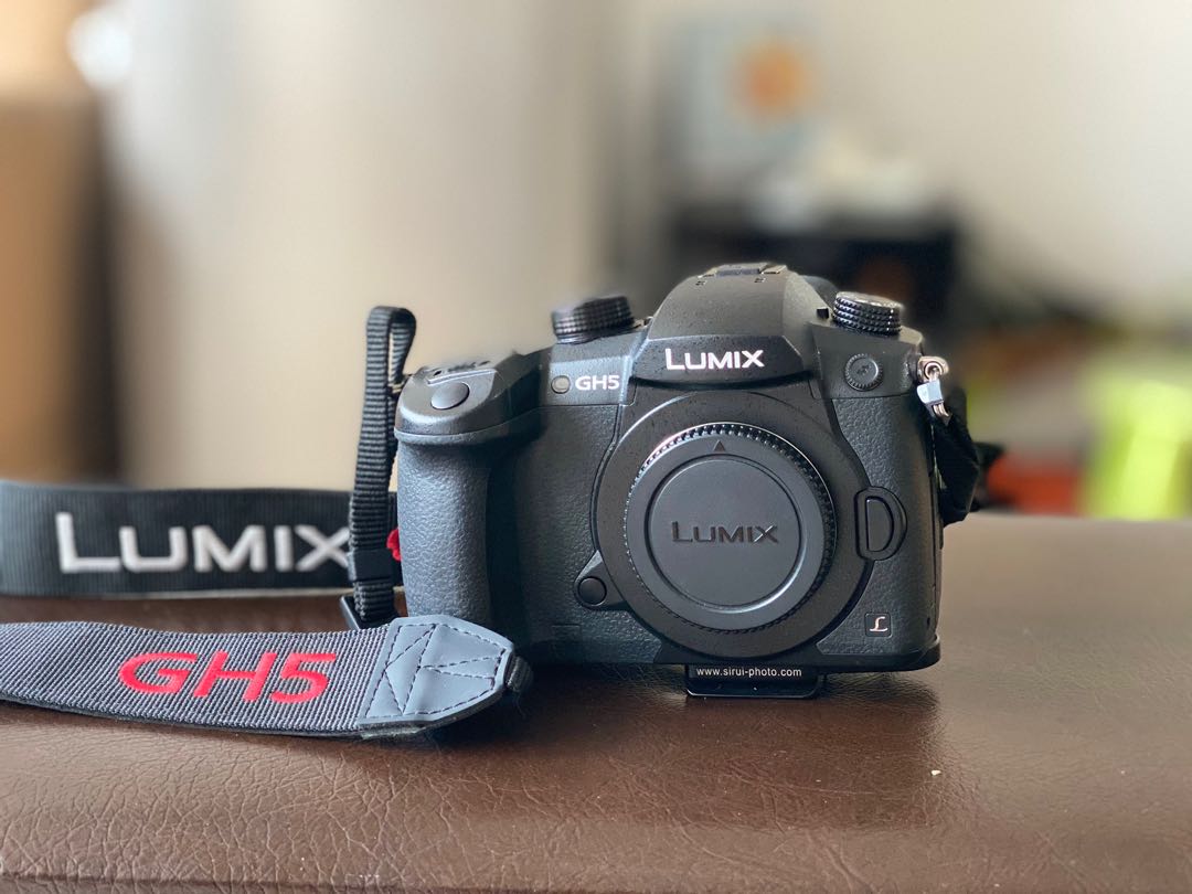 Panasonic Lumix GH5, hardly used !, Photography, Cameras on Carousell