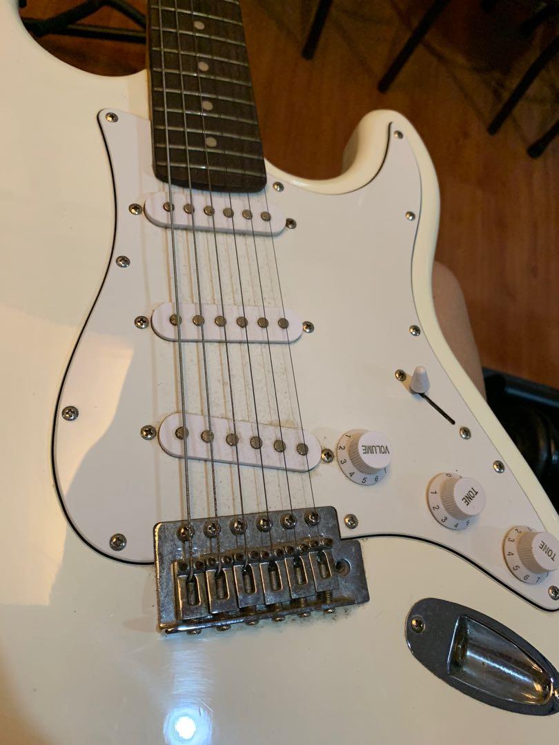 Selder Stratocaster Electric Guitar, Hobbies & Toys, Music & Media ...