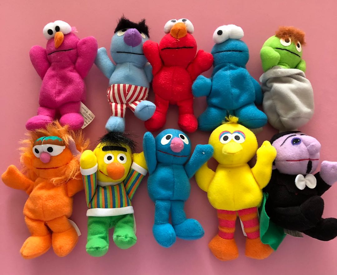 Sesame Street collection, Hobbies & Toys, Toys & Games on Carousell