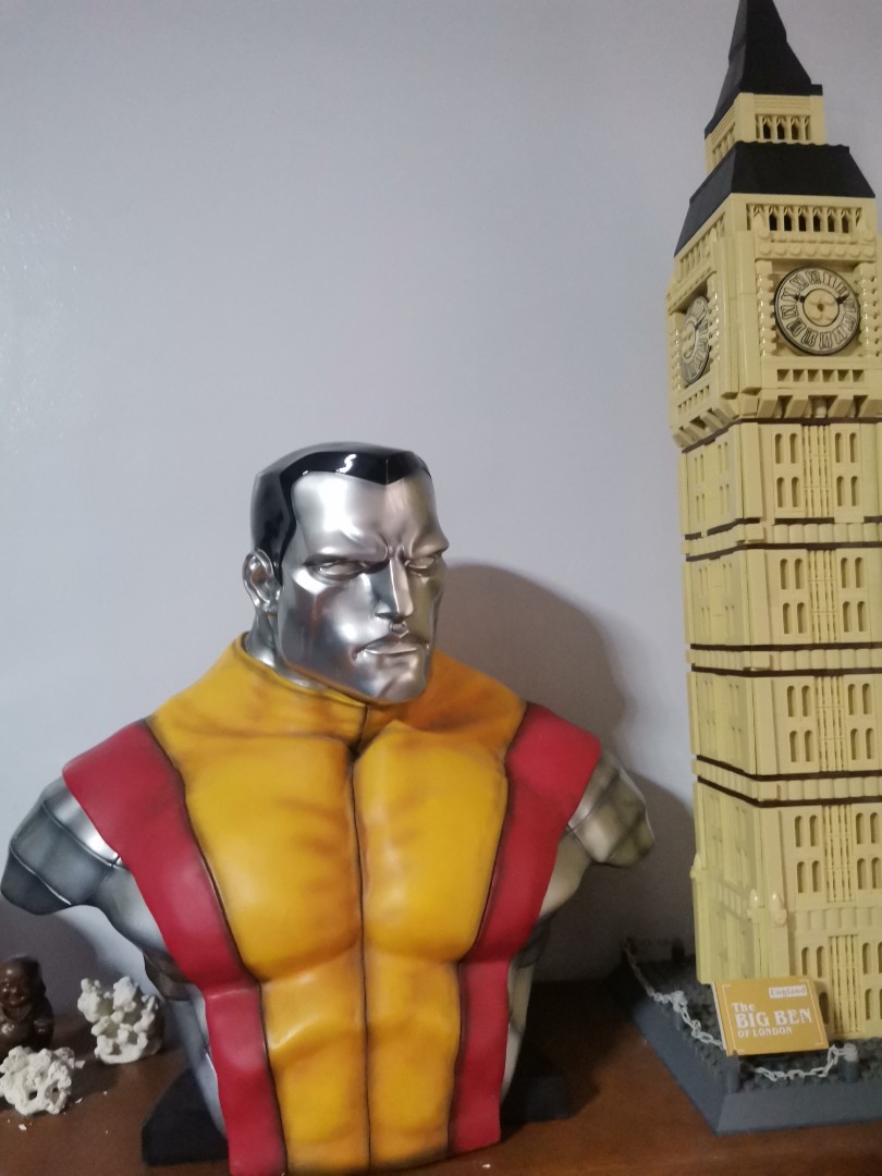 Sideshow Colossus Legendary scale bust lsb original with box, Hobbies ...