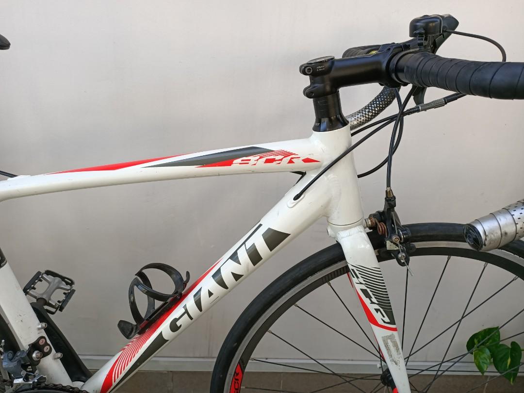 Giant SCR 2 Road bike 2020 model on Carousell