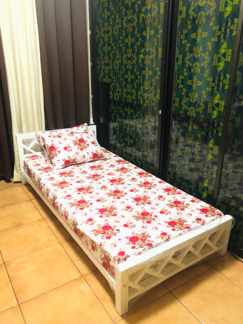 Metal bed frame collapsible, Furniture & Home Living, Furniture, Bed ...