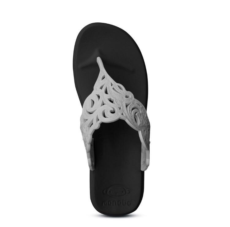 Monobo Sandal , Women's Fashion, Footwear, Sandals on Carousell