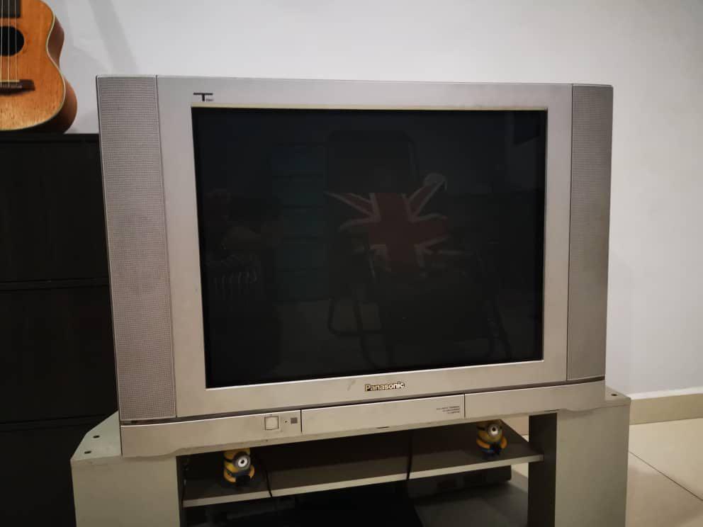 Old Panasonic TV, TV & Home Appliances, TV & Entertainment, TV on Carousell