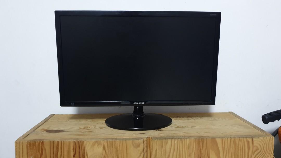 Samsung Monitor Model S24D300H, Computers & Tech, Parts & Accessories ...