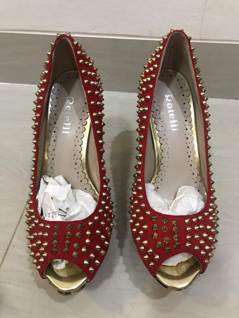 Sepatu studded rotelli, Fesyen Wanita, Sepatu di Carousell