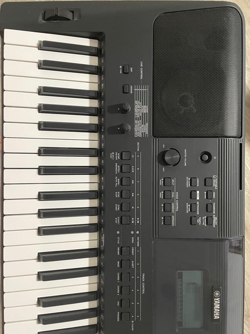 Yamaha PSR-E453, Hobbies & Toys, Music & Media, Musical Instruments on ...