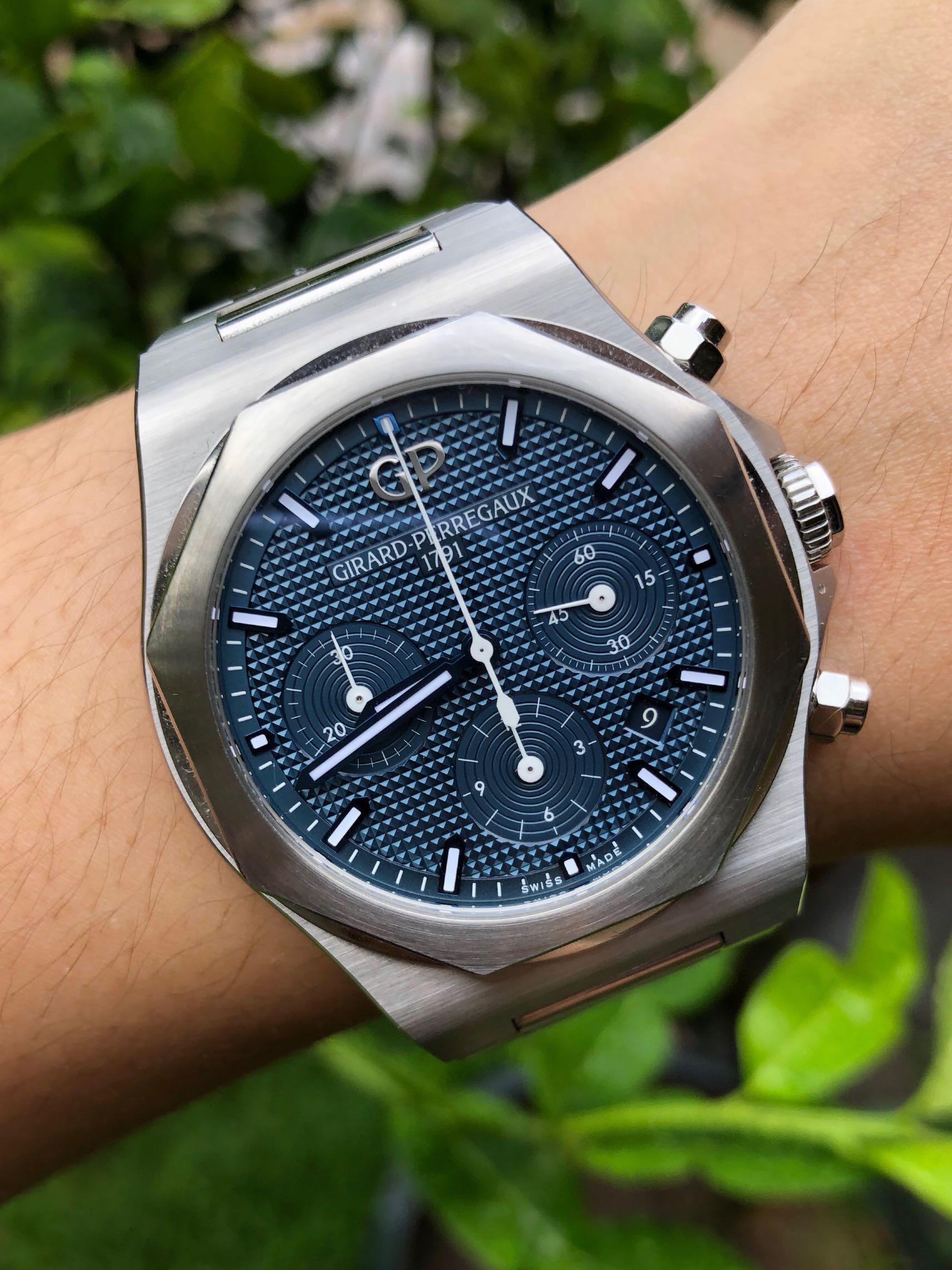 [ SOLD ] Girard Perregaux Laureato Blue Dial Chronograph 42mm, Luxury ...