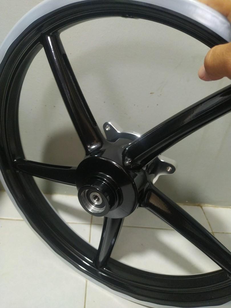 Aerox rim 17 inch, Motorcycles, Motorcycle Accessories on Carousell