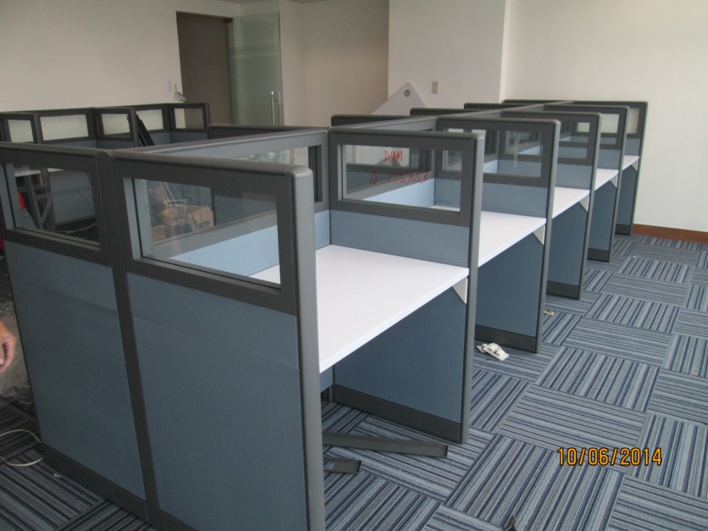 CUBICLE TABLE WITH GLASS TOP OFFICE PARTITION, Furniture & Home Living ...