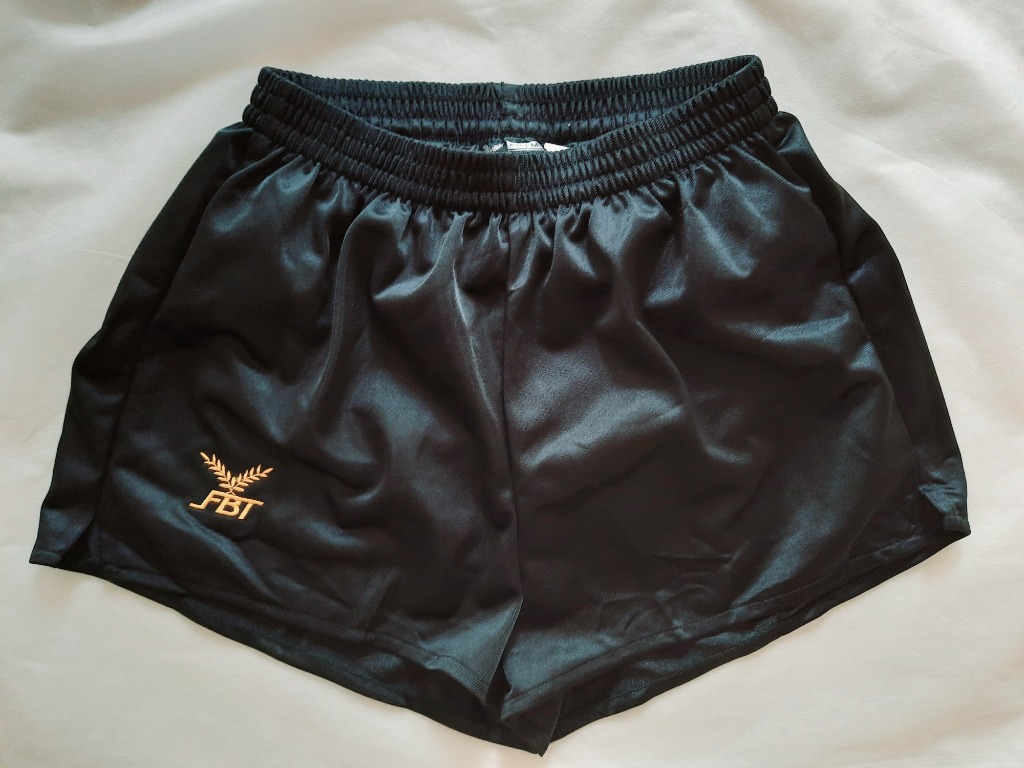 [FBT] Curve Cut Running Shorts, Women's Fashion, Bottoms, Shorts on ...