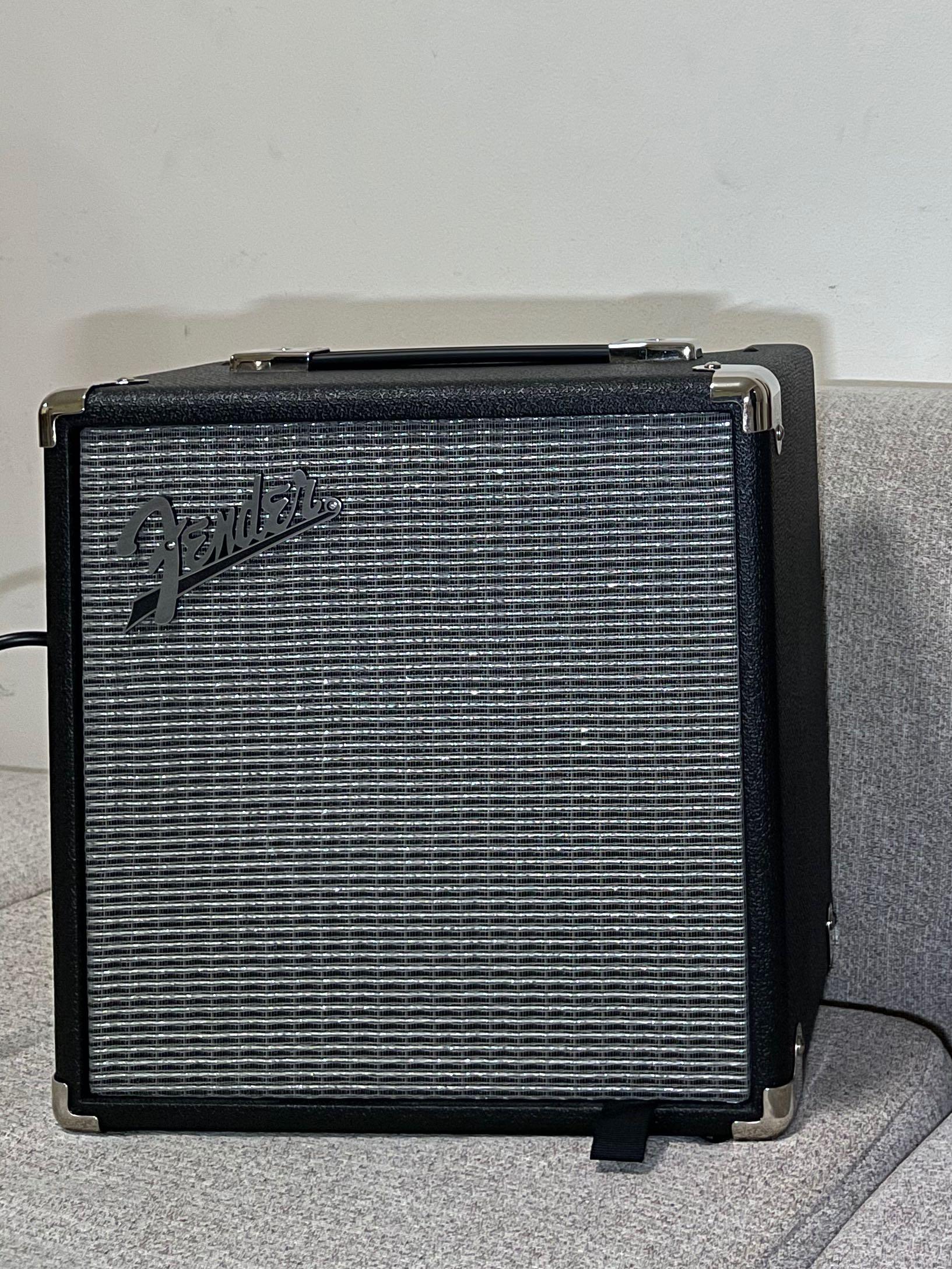 Fender Rumble 15 Bass Amplifier, Hobbies & Toys, Music & Media, Musical ...